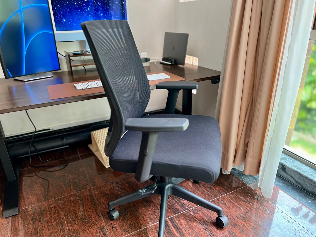 Logica ergonomic office chair, Furniture & Home Living, Furniture ...