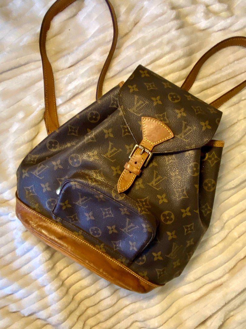 Louis Vuitton Vintage Bagpack, Luxury, Bags & Wallets on Carousell