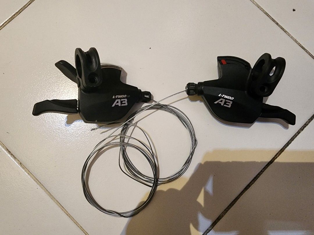 L-Twoo A3 shifters, Sports Equipment, Bicycles & Parts, Parts ...