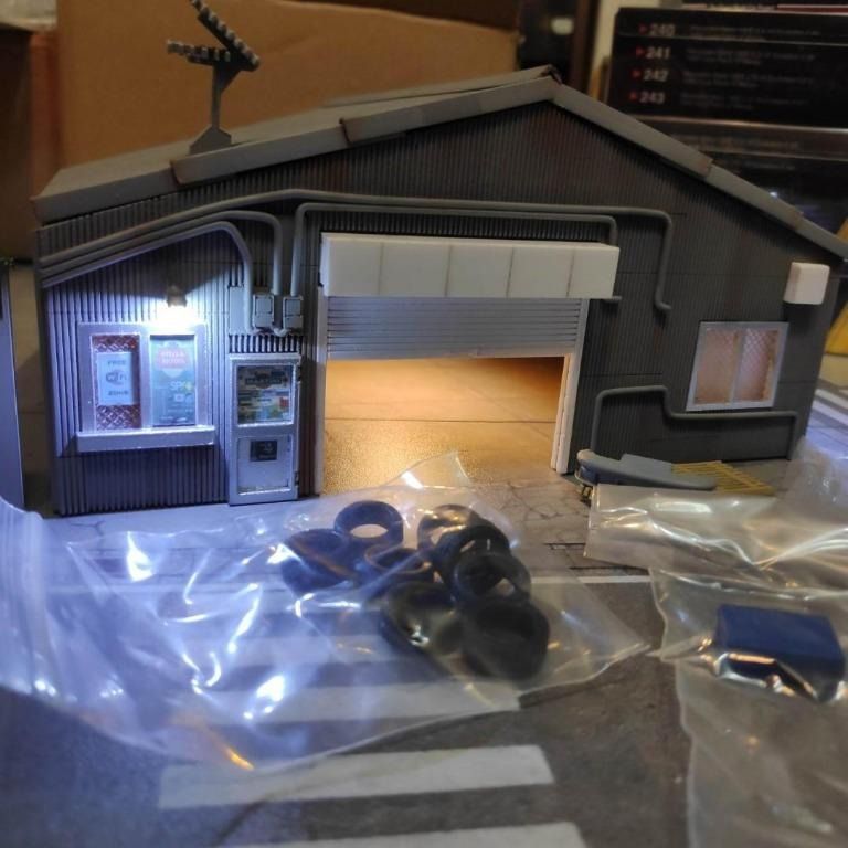 Magic City RWB Nakai-san Workshop Diorama Porsche 1/64 1:64, Hobbies ...