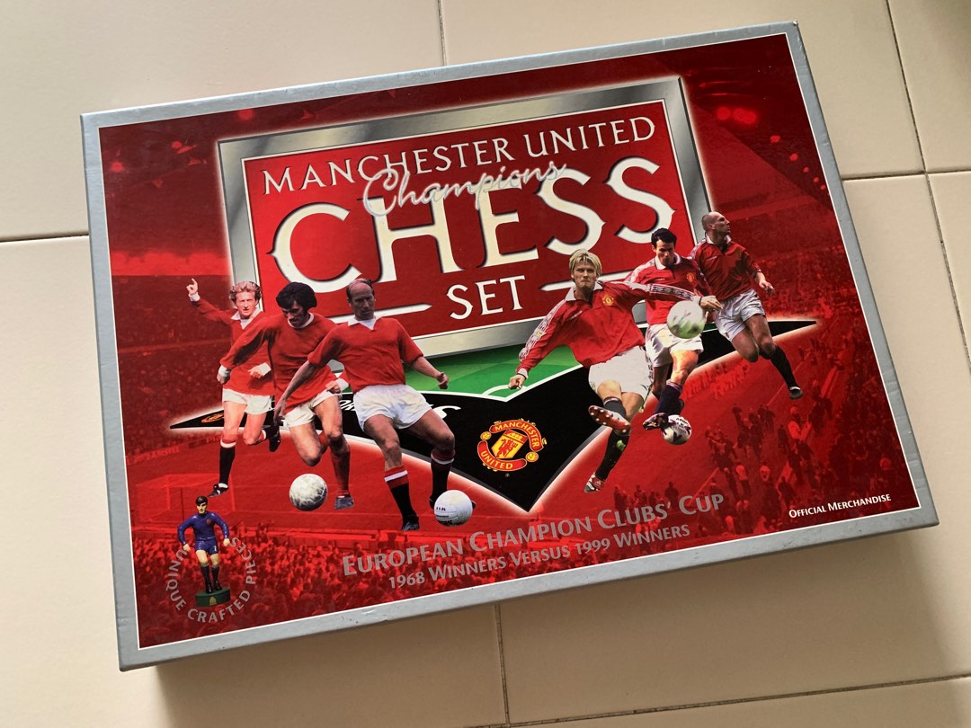 Manchester United Chess Set, Hobbies & Toys, Toys & Games on Carousell