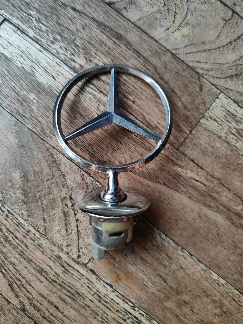 Merc bonnet logo, Car Accessories, Accessories on Carousell