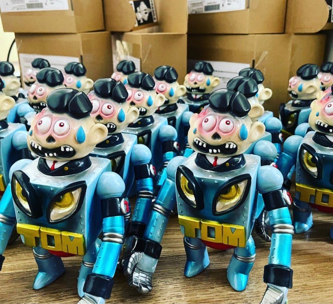 Ming ming-Tom robot hapy mvh headlock itbear pds, 興趣及遊戲, 玩具 & 遊戲類 - Carousell