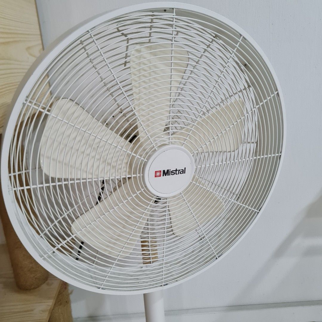 Mistral Stand Fan white MSF40, Furniture & Home Living, Lighting & Fans ...