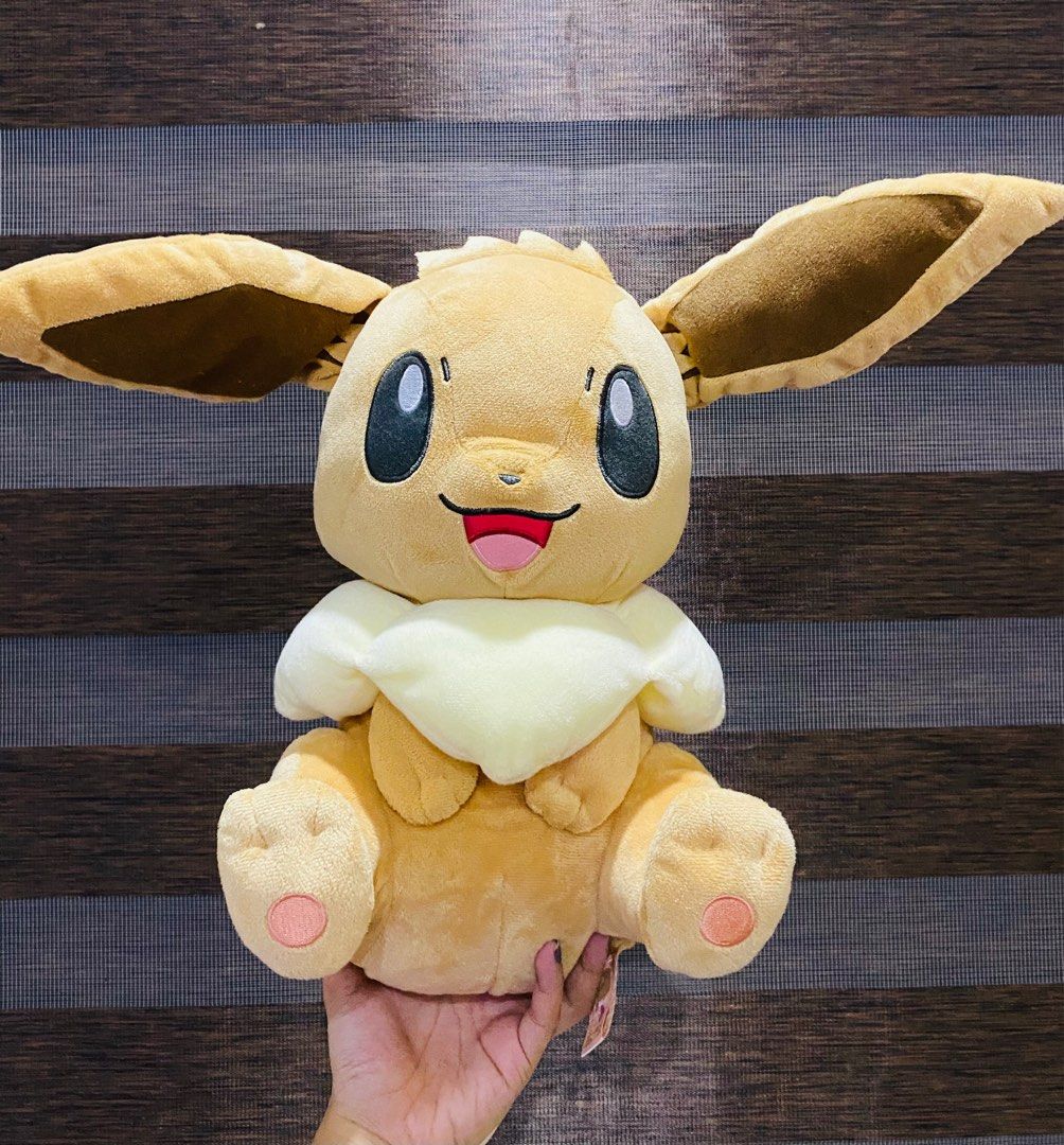 Pokemon Eevee plush (sitting), Hobbies & Toys, Toys & Games on Carousell