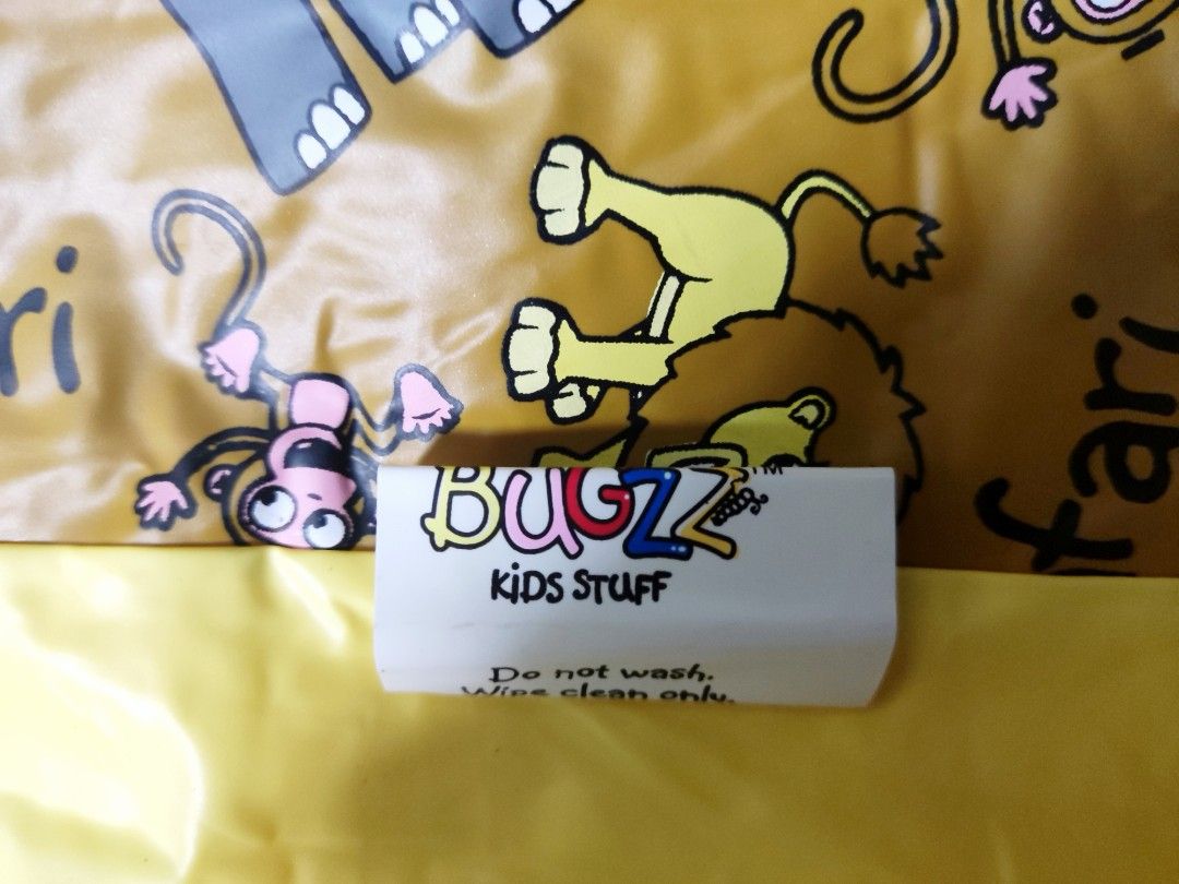 Poncho Safari Bugzz on Carousell