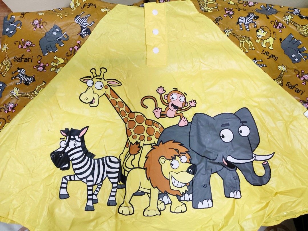 Poncho Safari Bugzz on Carousell