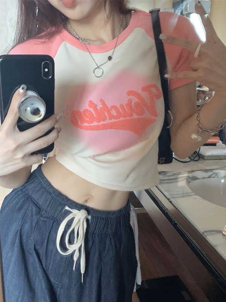 Preorder pink heart Crop Top ulzzang cute, Women's Fashion, Tops, Other ...