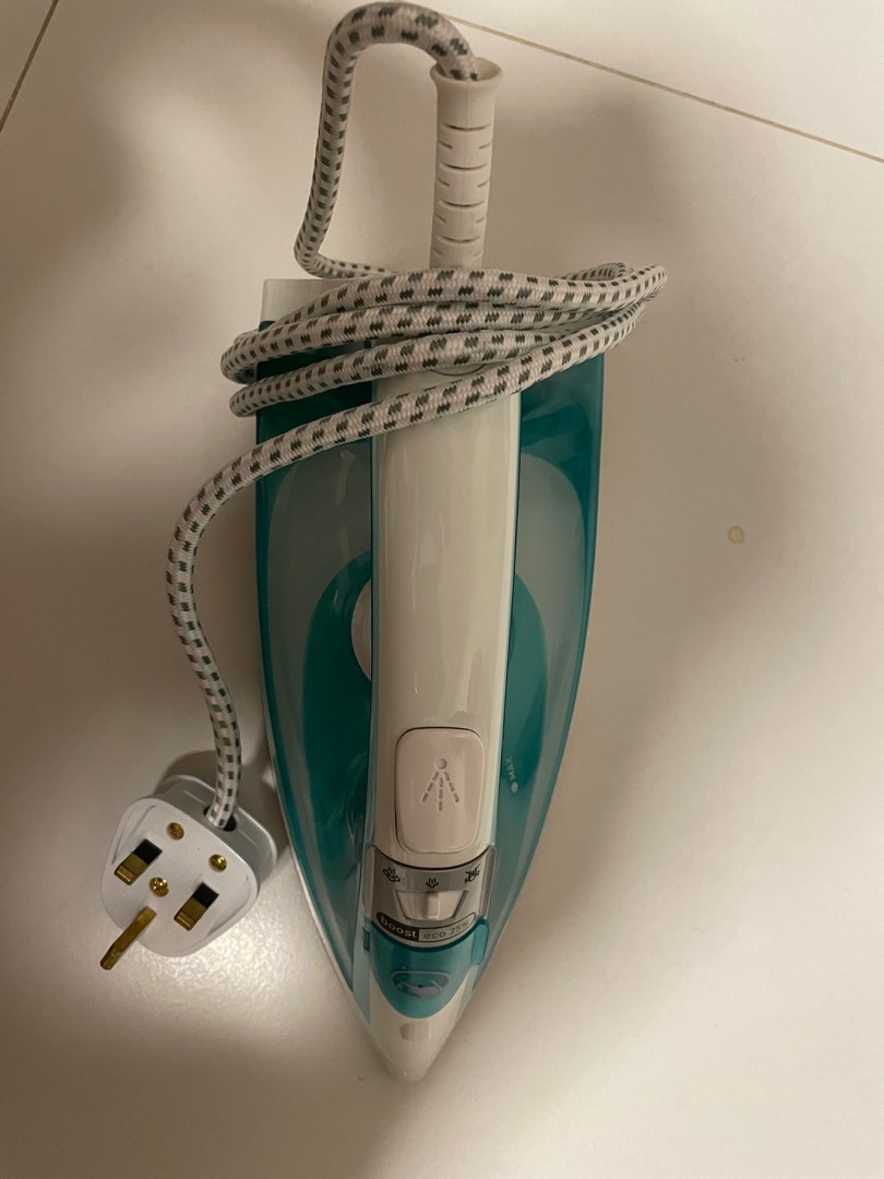 Regal Steam Iron, TV & Home Appliances, Irons & Steamers on Carousell