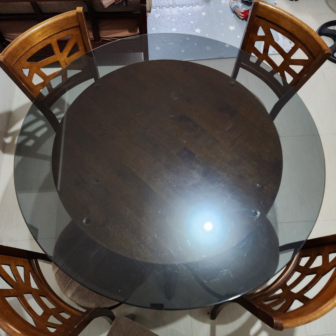Round Table 6 Seaters from Mandaue Foam Furnitures on Carousell