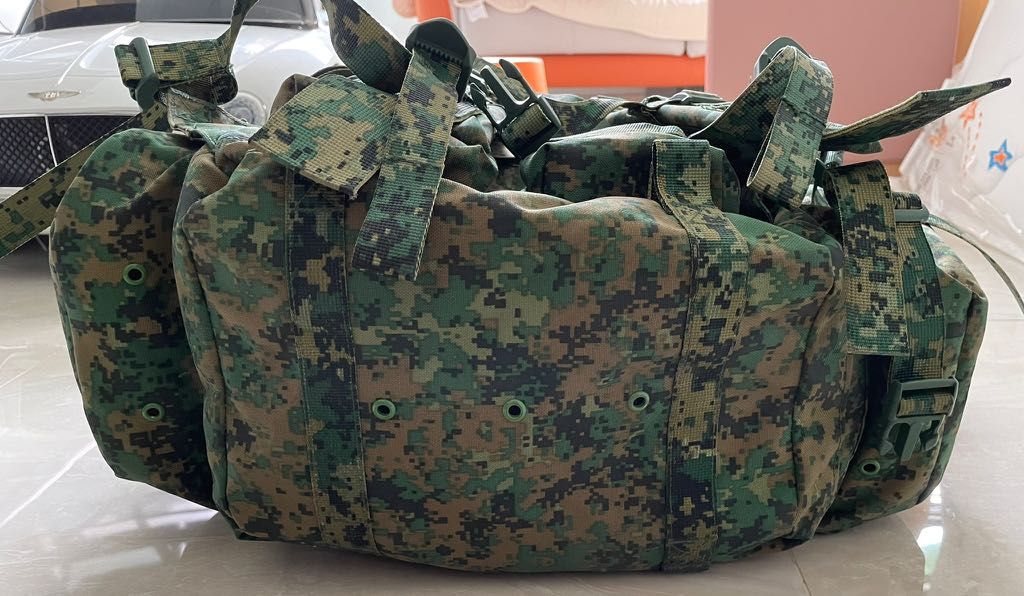 SAF Field Pack, Men's Fashion, Bags, Backpacks on Carousell