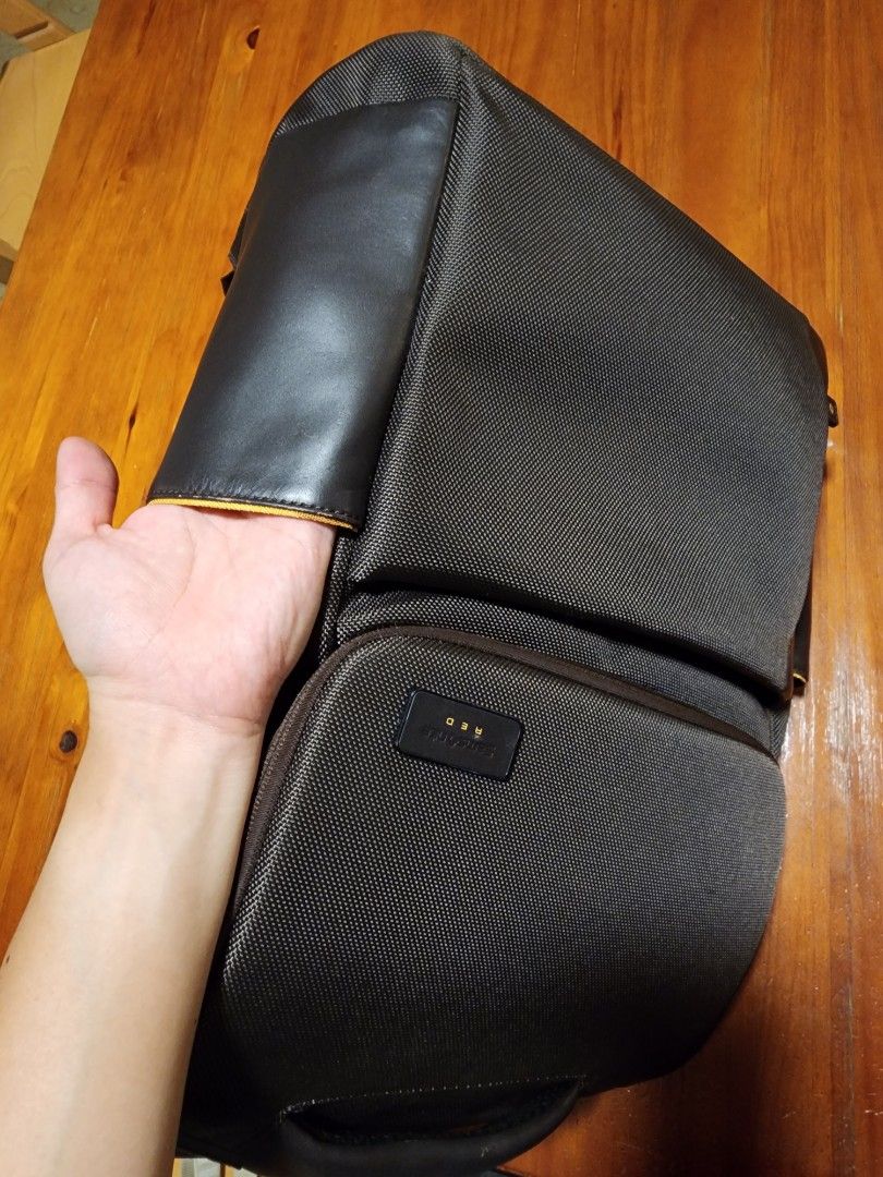 Samsonite Red, Men's Fashion, Bags, Backpacks on Carousell