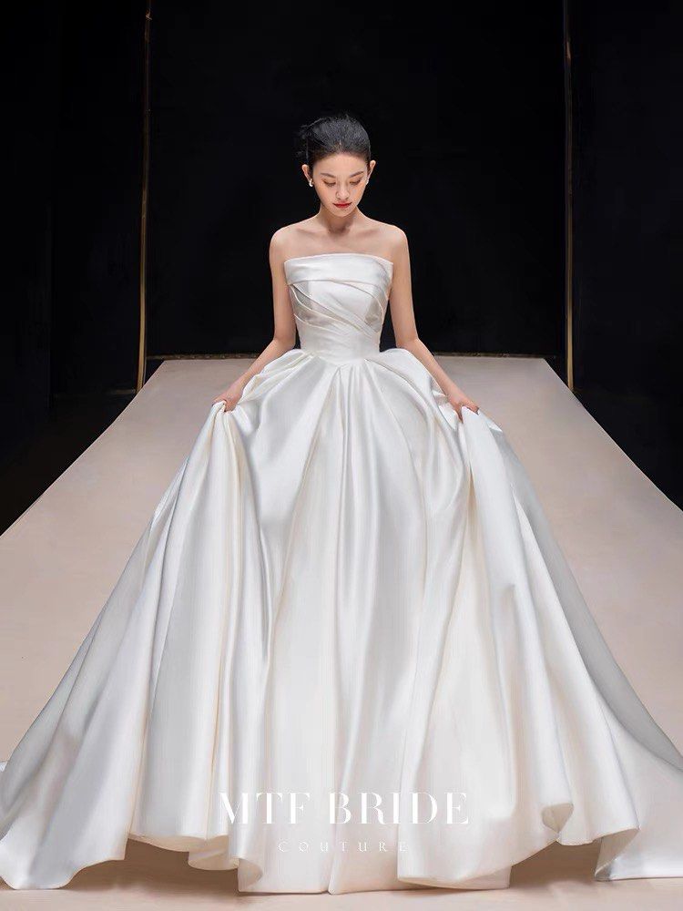 Satin bridal ball gown with 1 meter long train, Women's Fashion ...
