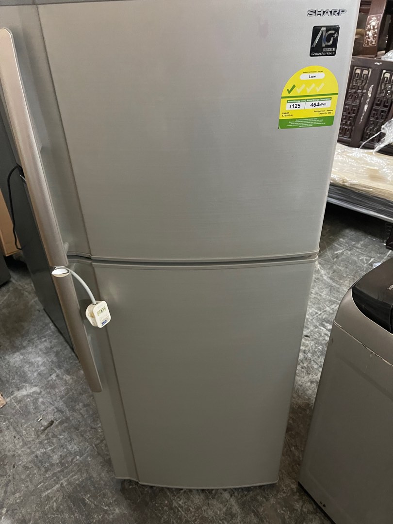Sharp 203l 2 door fridge / refrigerator, TV & Home Appliances, Kitchen ...