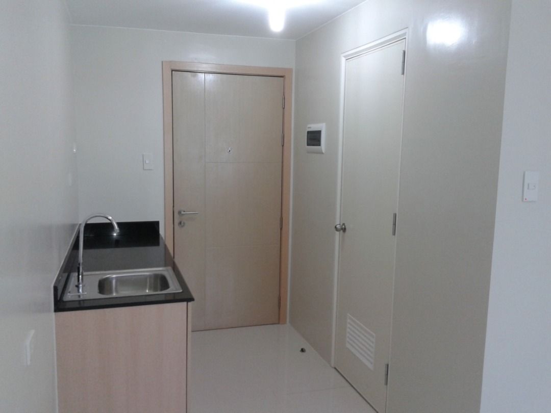 SM Sun Residence Condo for Rent near University Belt Quezon City ...