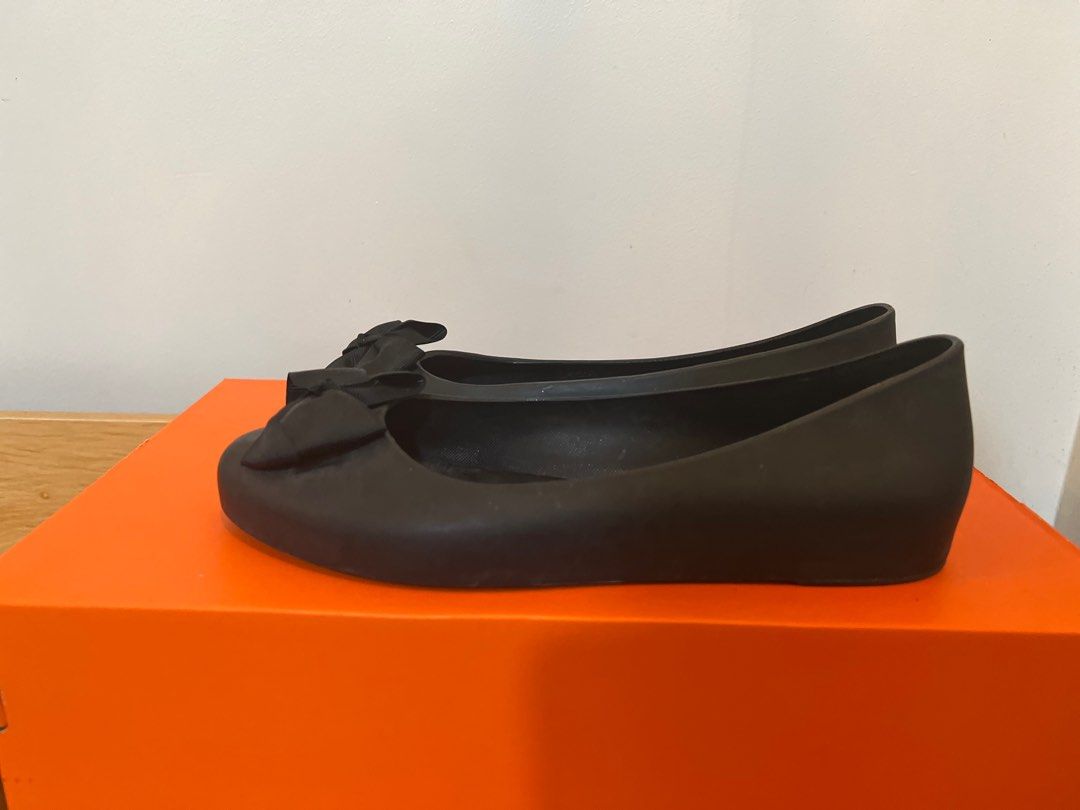 SO FAB! Black Plastic flats, Women's Fashion, Footwear, Flats & Sandals ...