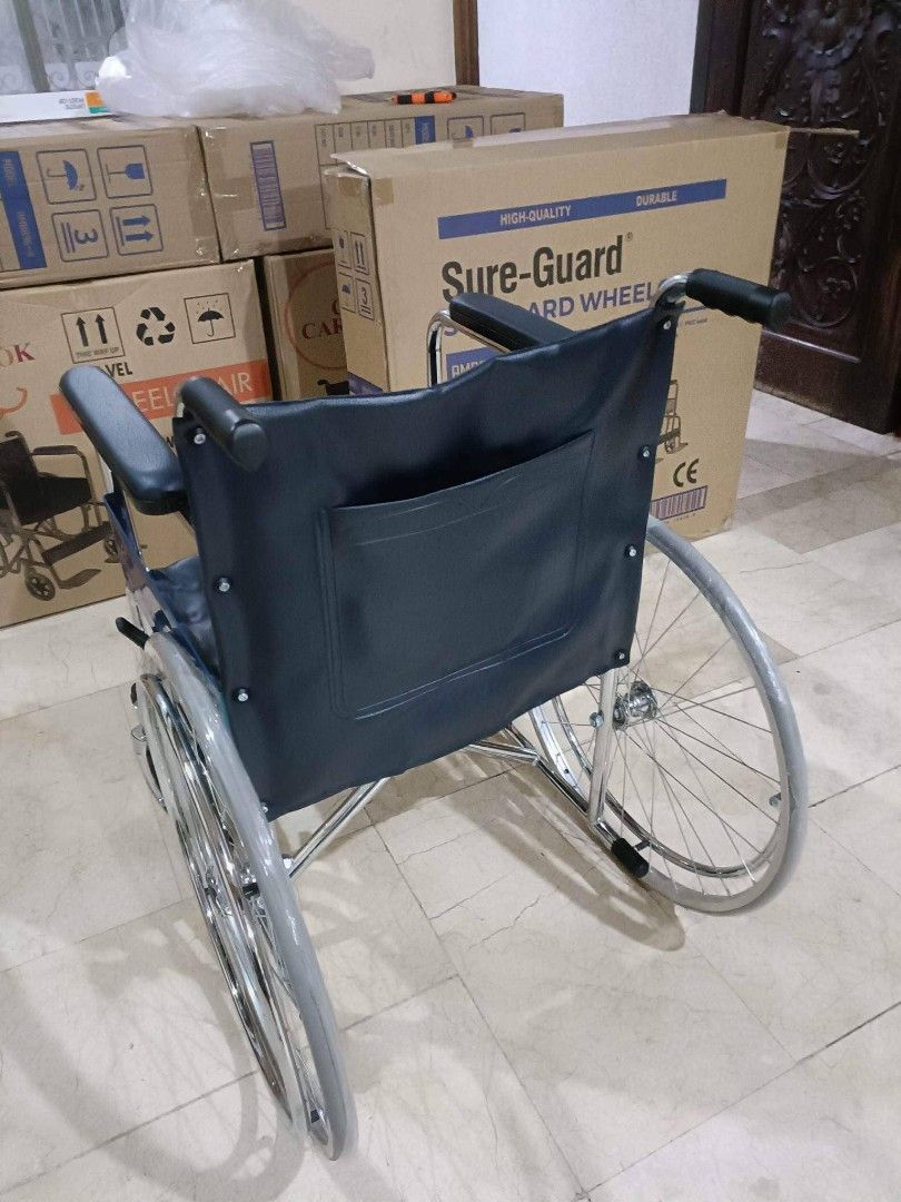 SUREGUARD STANDARD WHEELCHAIR, Health & Nutrition, Medical Supplies ...