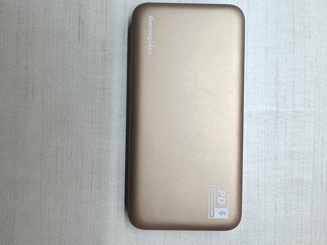thecoopidea powerbank Gold Color, Mobile Phones & Gadgets, Mobile ...