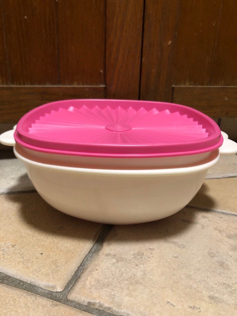 Tupperware 1.5L container, Furniture & Home Living, Kitchenware ...