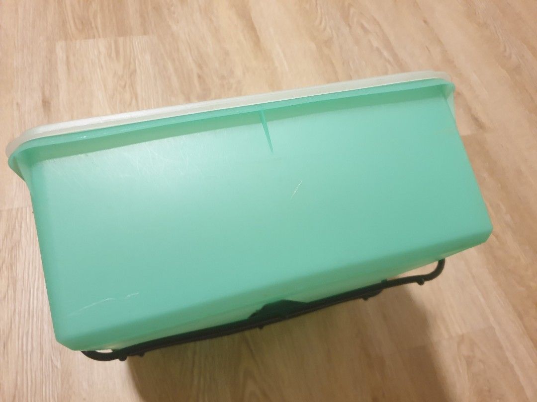 Tupperware container with handle, Furniture & Home Living, Kitchenware ...