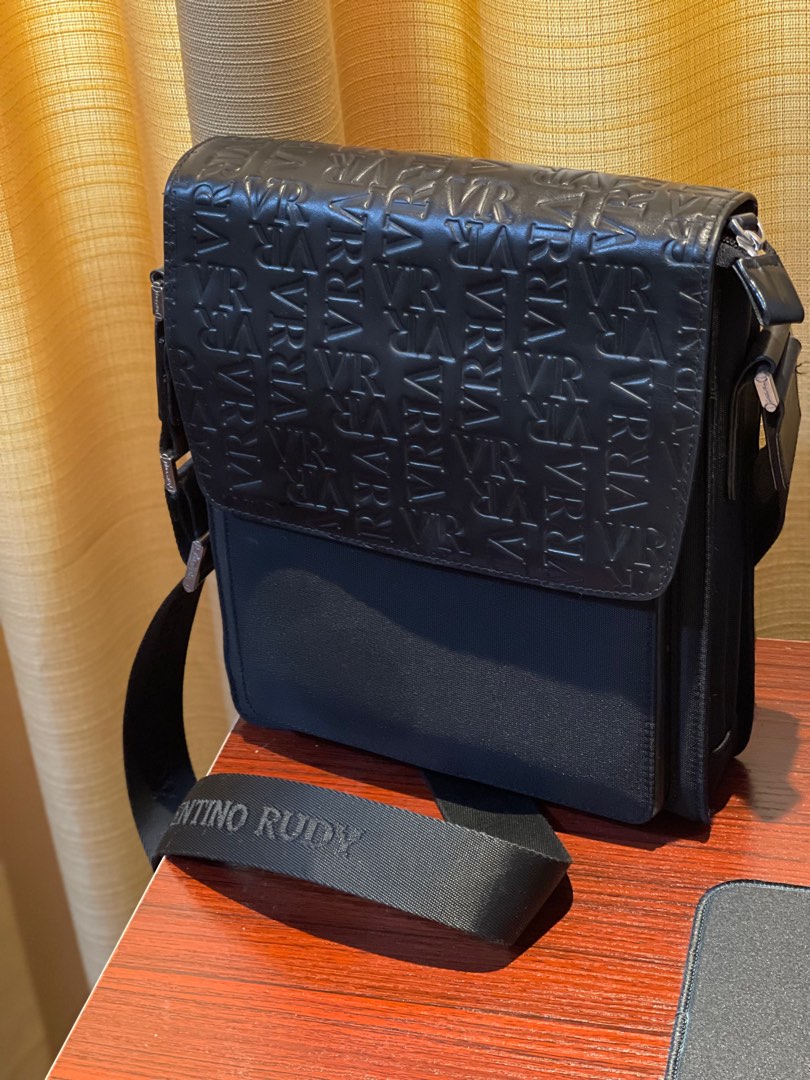 Valentino Rudy Shoulder Bag, Women's Fashion, Bags & Wallets, Shoulder ...