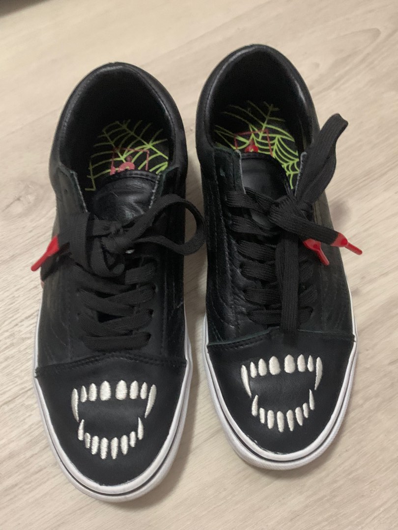 Vans Old Skool Vampire, Women's Fashion, Footwear, Sneakers on Carousell