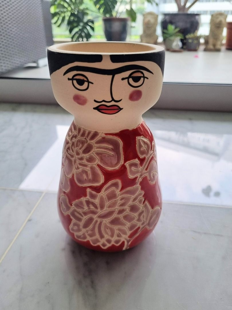 vase frida kahlo, Furniture & Home Living, Gardening, Pots & Planters ...