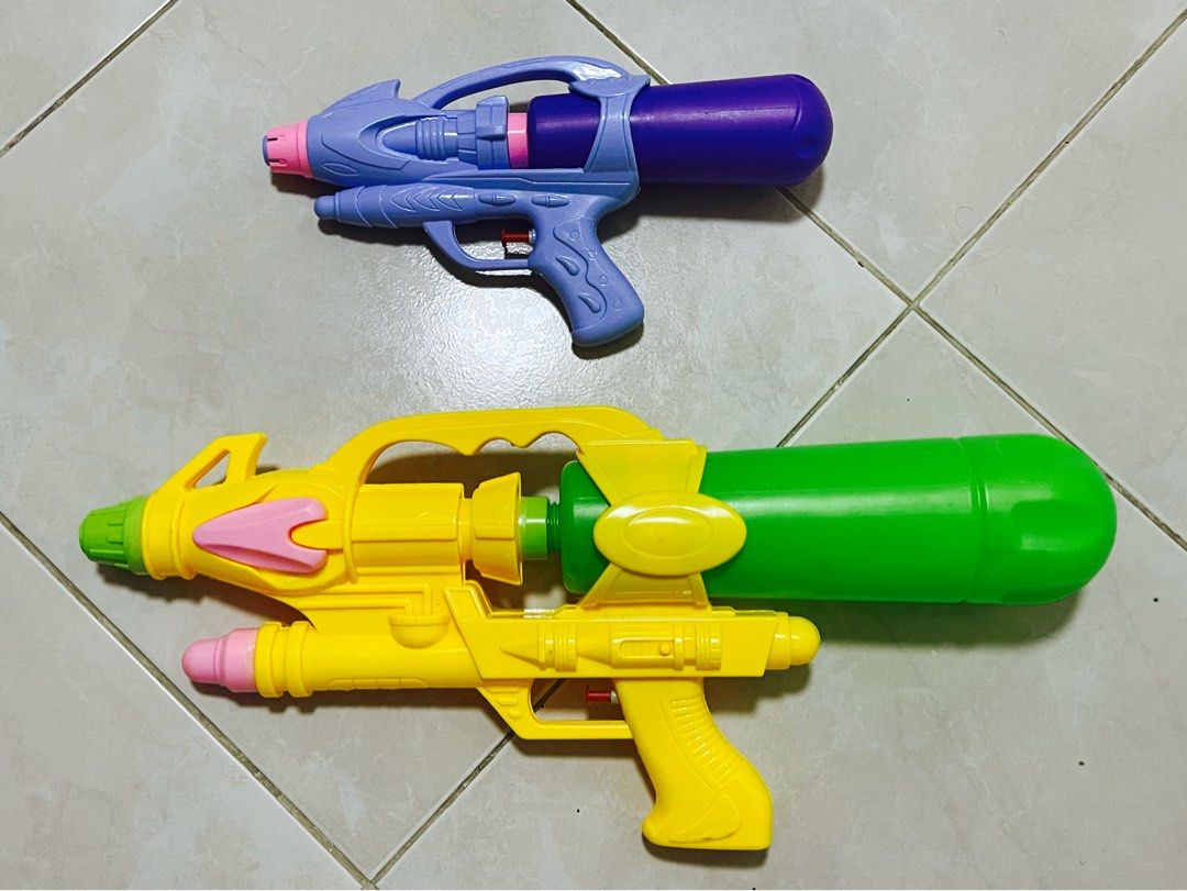Water Fun-Guns for kids (Urgent sale!), Hobbies & Toys, Toys & Games on ...