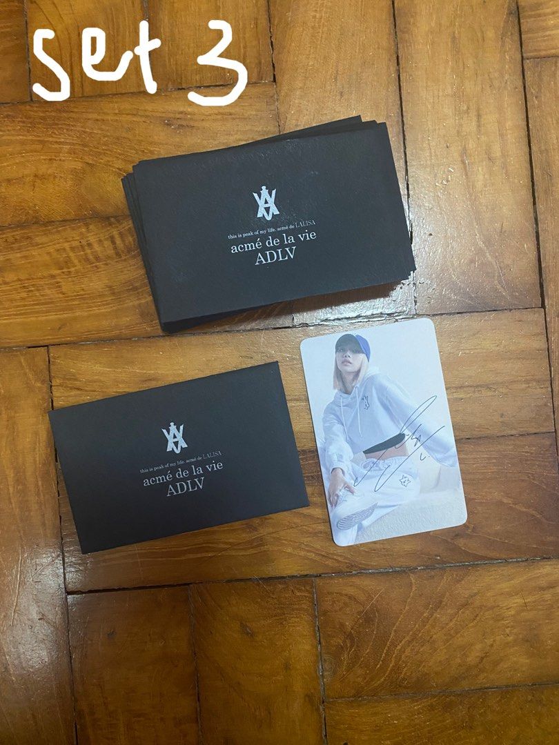 WTS Lisa X ADLV assorted collectibles (photobook,photocards,fan ...