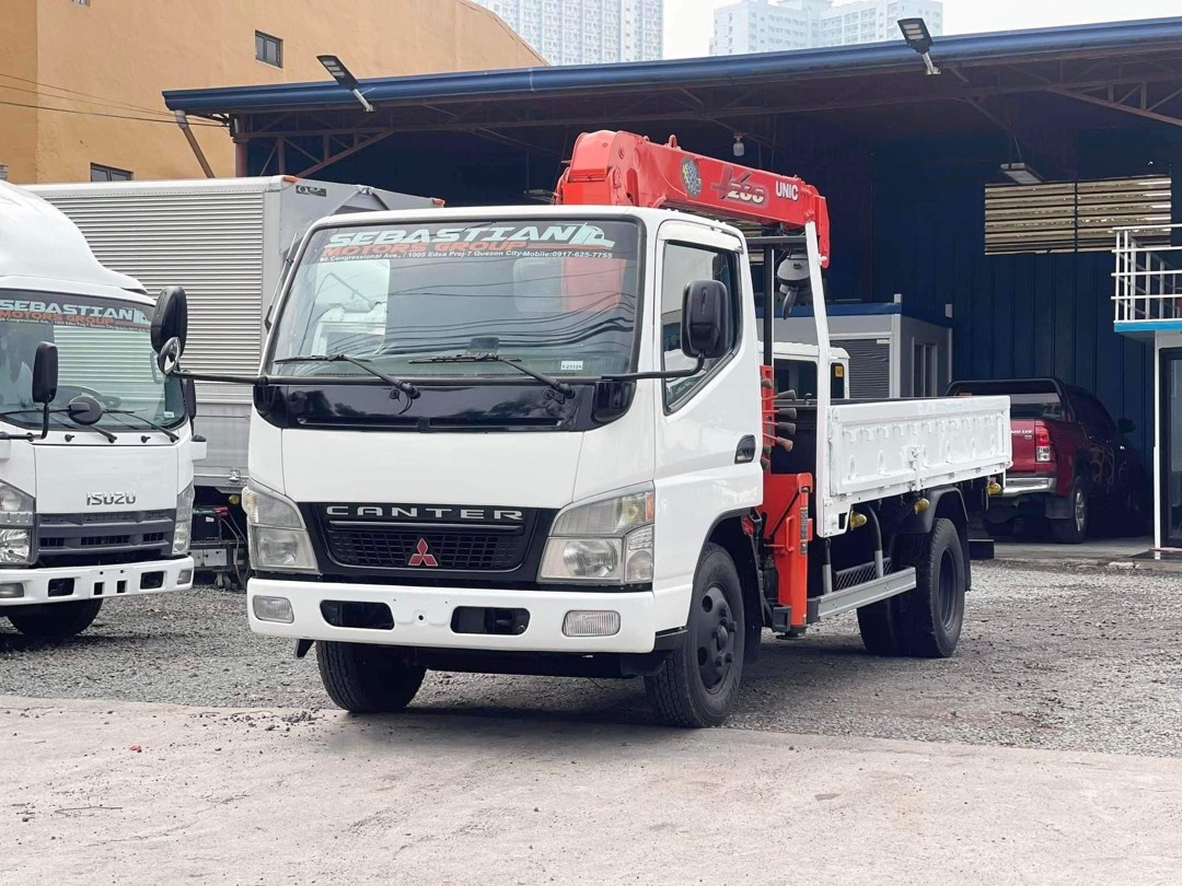 2022 Fuso Canter Boom Truck Unic 2.6T 4-Section Crane Molye, Special ...