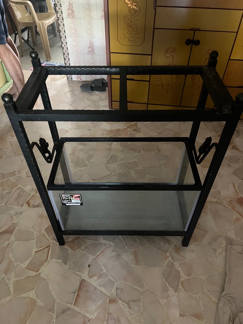 2ft tank and 2ft rack for sale, Pet Supplies, Homes & Other Pet ...