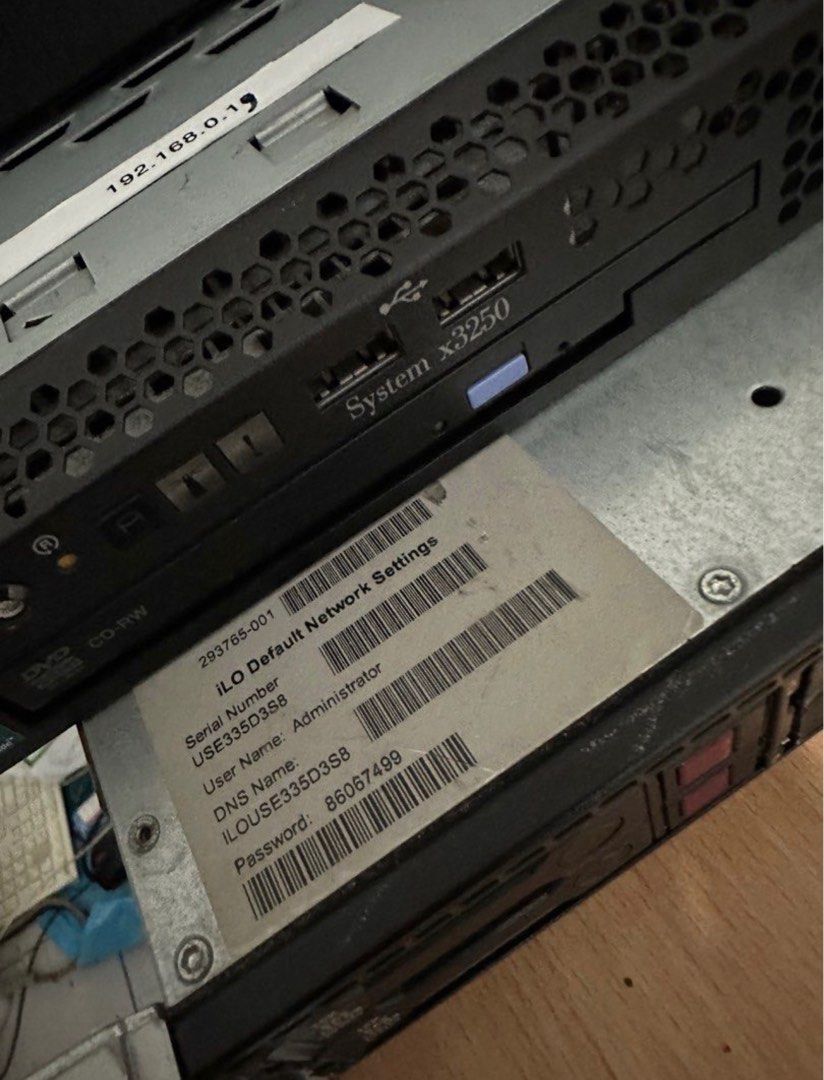 3 server , 1 kvm , 1 hp workstation , brand new railing system and ...