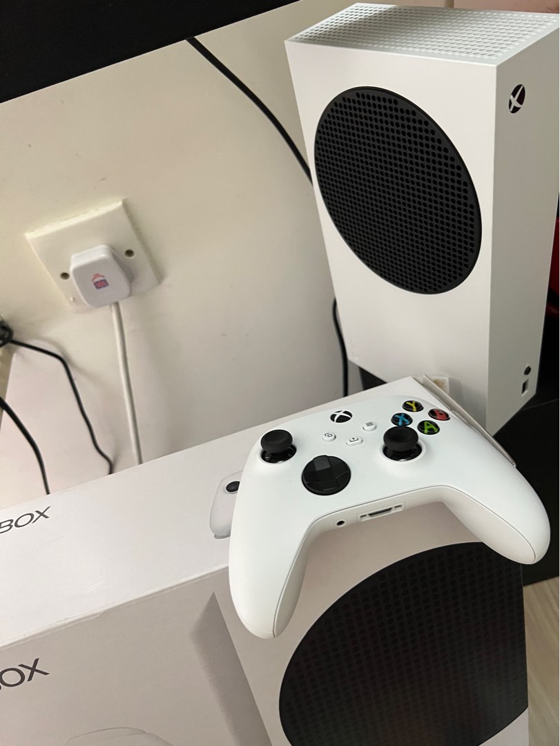 （95%新）Microsoft Xbox Series S 遊戲主機 (512GB), 電子遊戲, 電子遊戲機, Xbox - Carousell