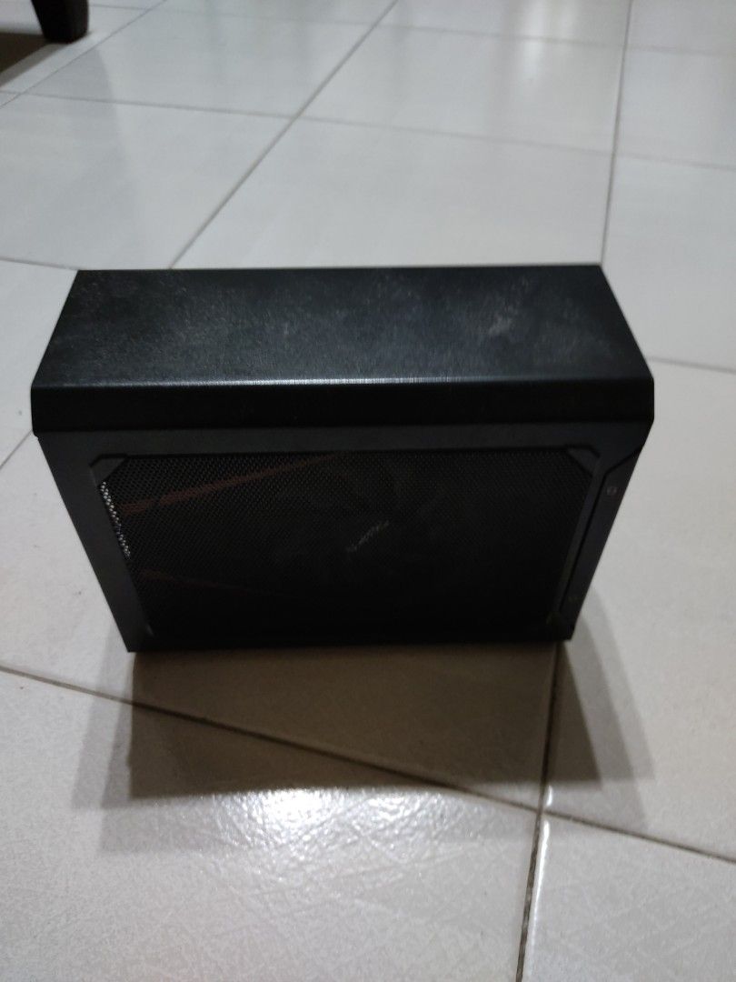 (broken) Aorus gtx 1070 egpu gaming box, Computers & Tech, Parts ...