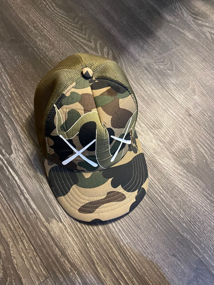 bape kaws cap （super rare！）, Men's Fashion, Watches & Accessories, Caps ...