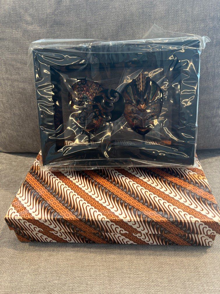 Batik wooden figurines, Furniture & Home Living, Home Decor, Other Home ...