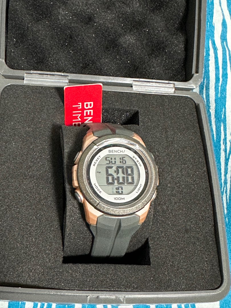 Bench watch, Women's Fashion, Watches & Accessories, Watches on Carousell