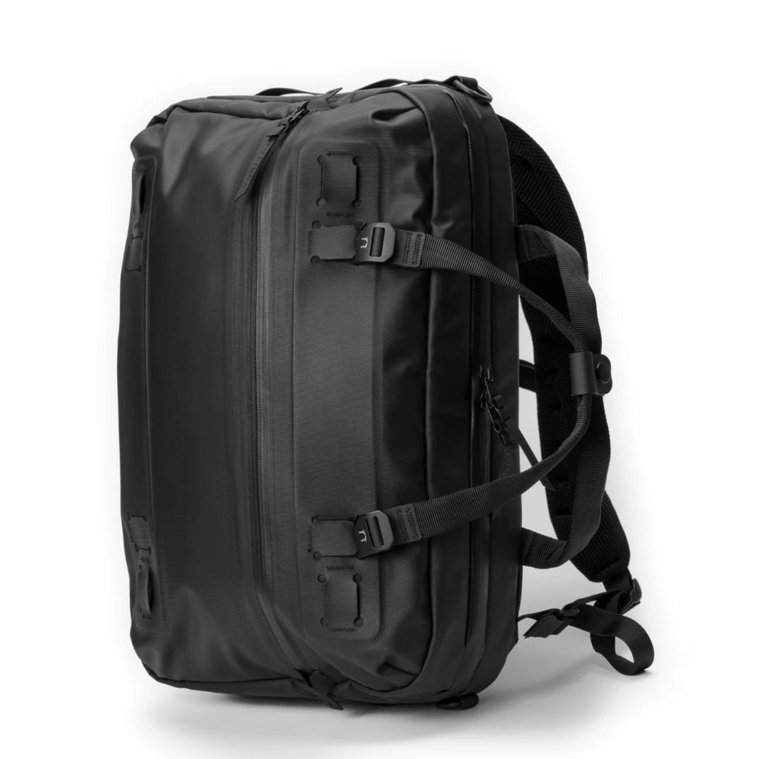 BLACK EMBER Forge 20 Backpack, Men's Fashion, Bags, Backpacks on Carousell