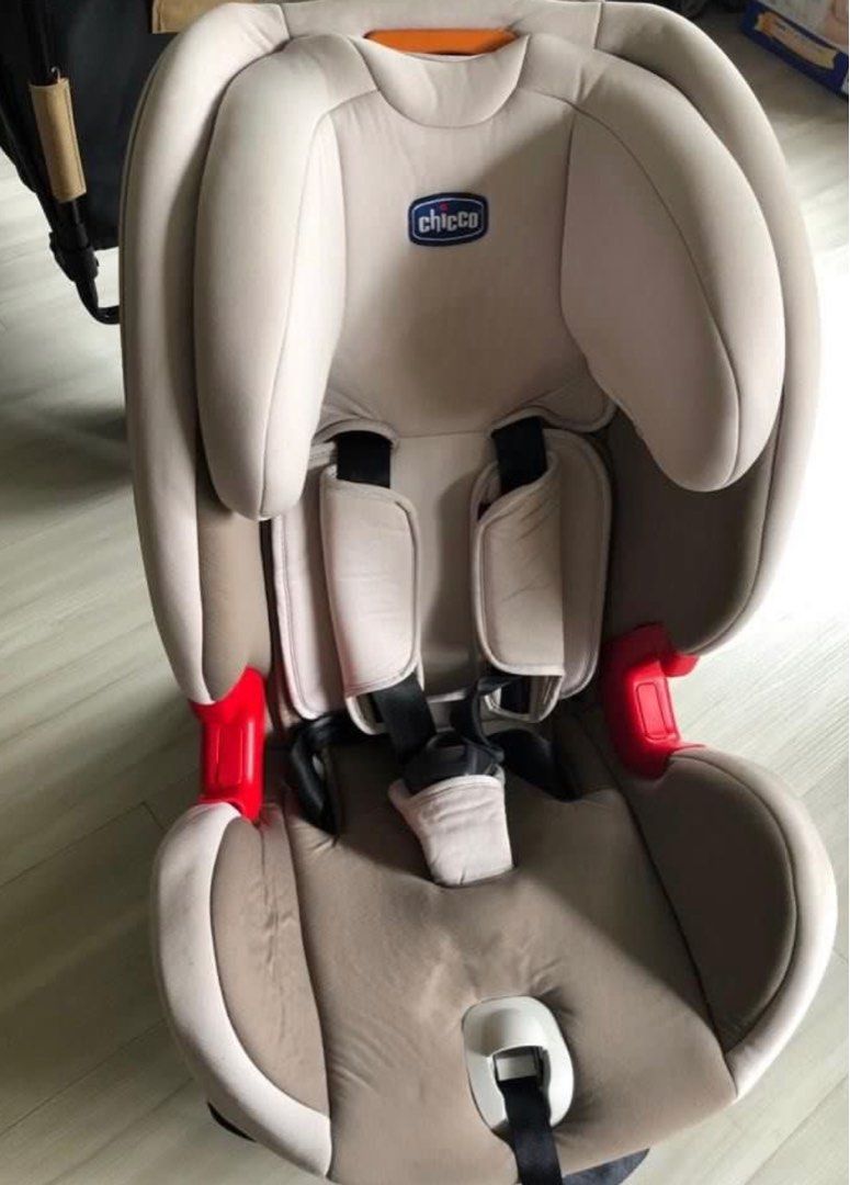 Chicco, Babies & Kids, Going Out, Car Seats on Carousell