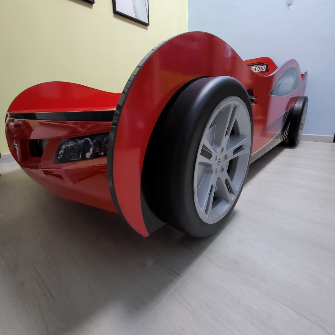 CILEK COUPE CARBED (RED) FROM KIDS HAVEN AS GOOD AS BRAND NEW! NO ...