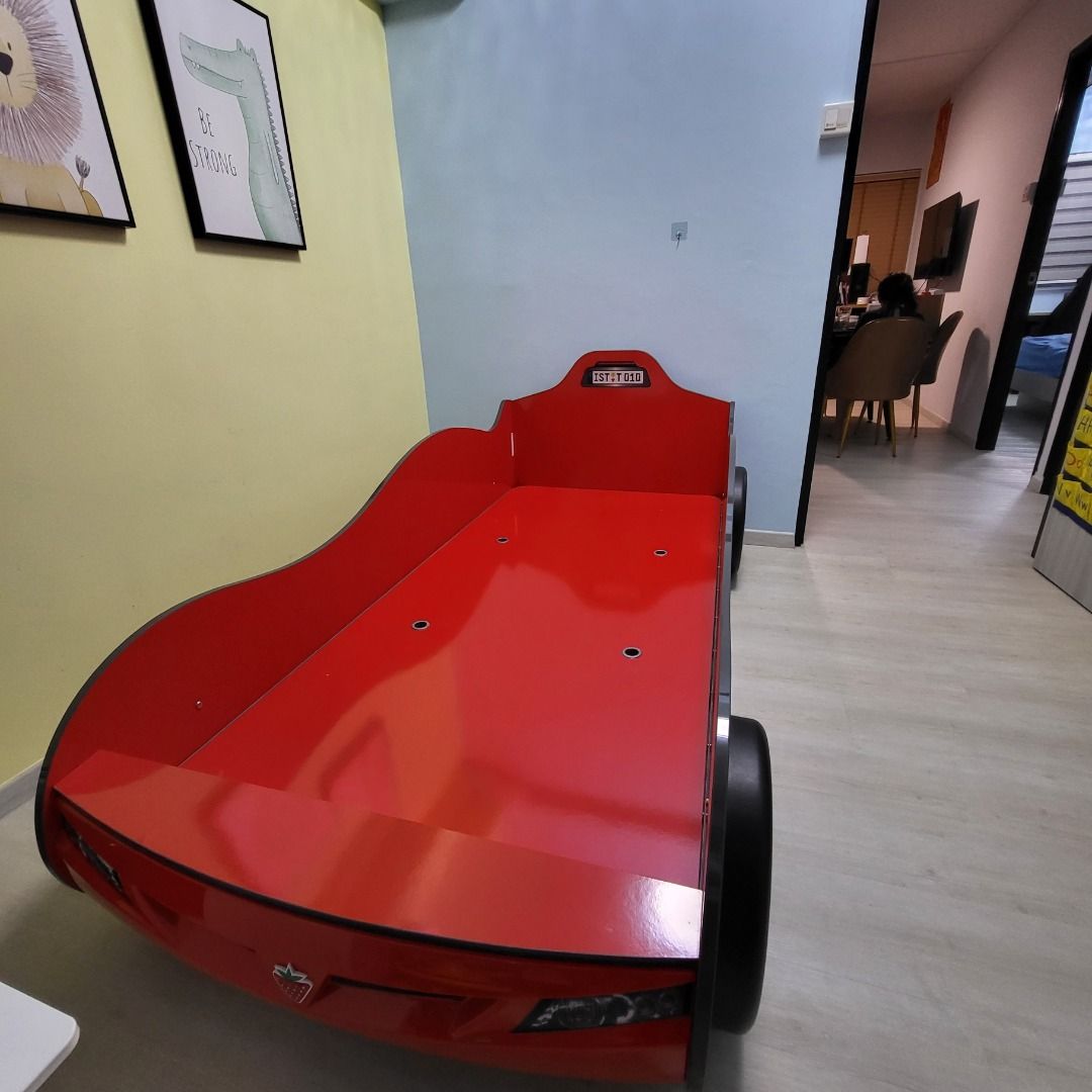 CILEK COUPE CARBED (RED) FROM KIDS HAVEN AS GOOD AS BRAND NEW! NO ...