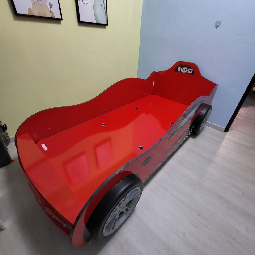CILEK COUPE CARBED (RED) FROM KIDS HAVEN AS GOOD AS BRAND NEW! NO ...