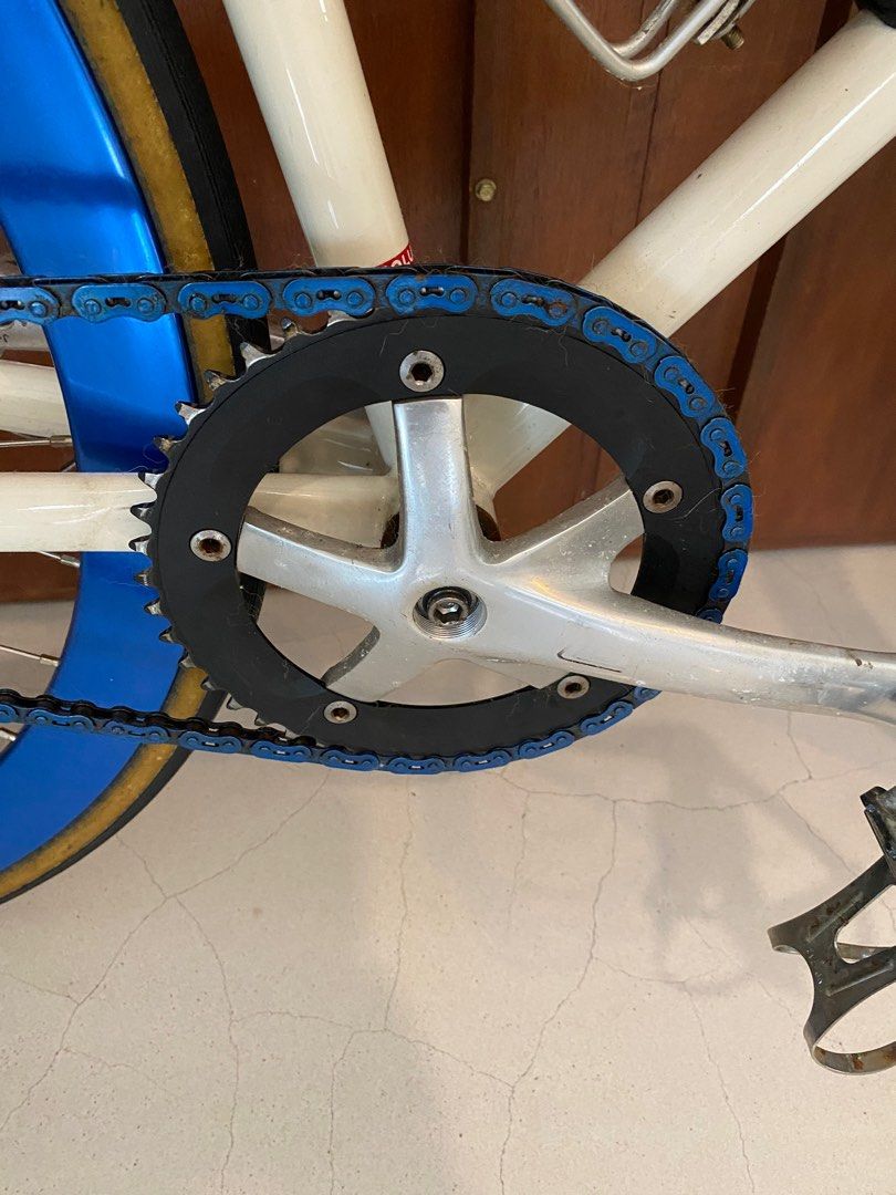 Colossi Fixie Full Bike, Sports Equipment, Bicycles & Parts, Bicycles on Carousell