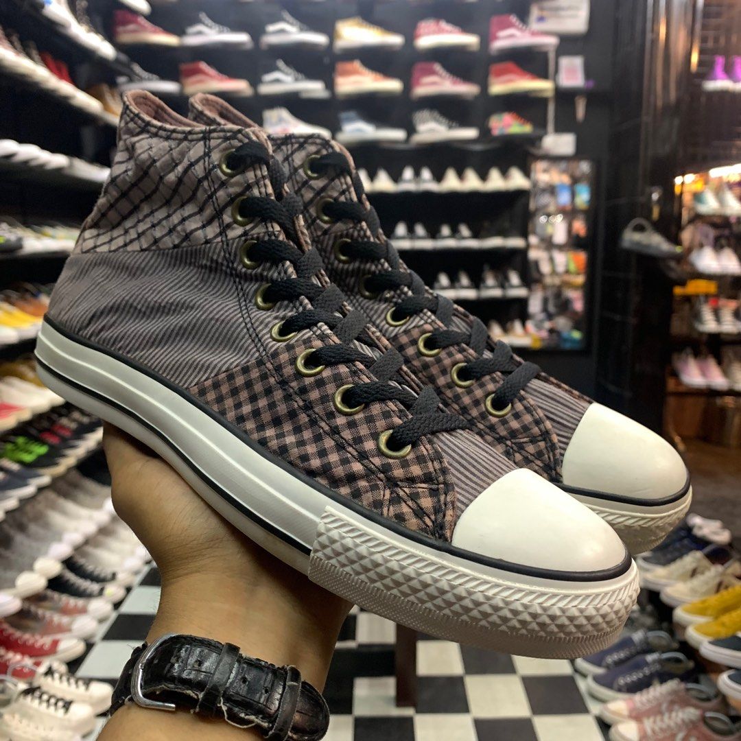 Converse Chuck Taylor, Men's Fashion, Footwear, Sneakers on Carousell