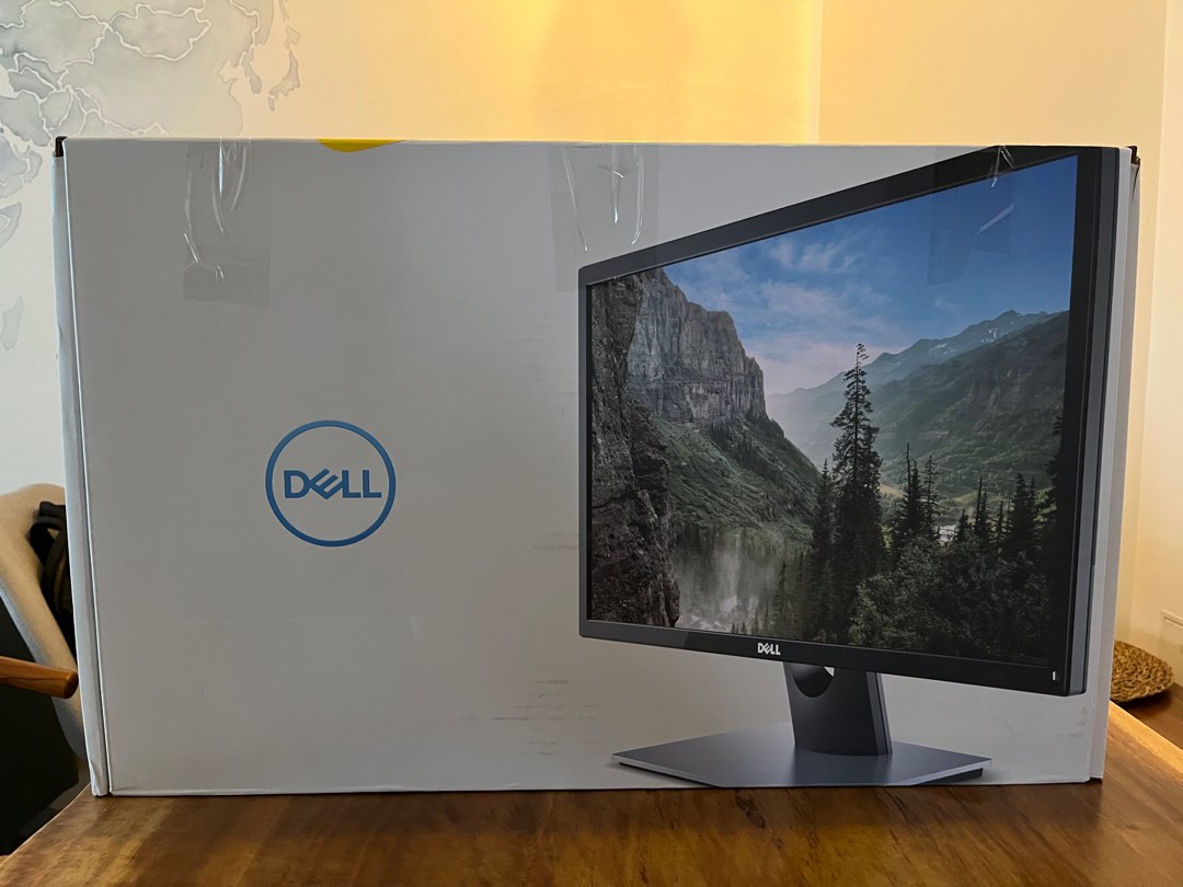 Dell 24 inch monitor, Computers & Tech, Desktops on Carousell