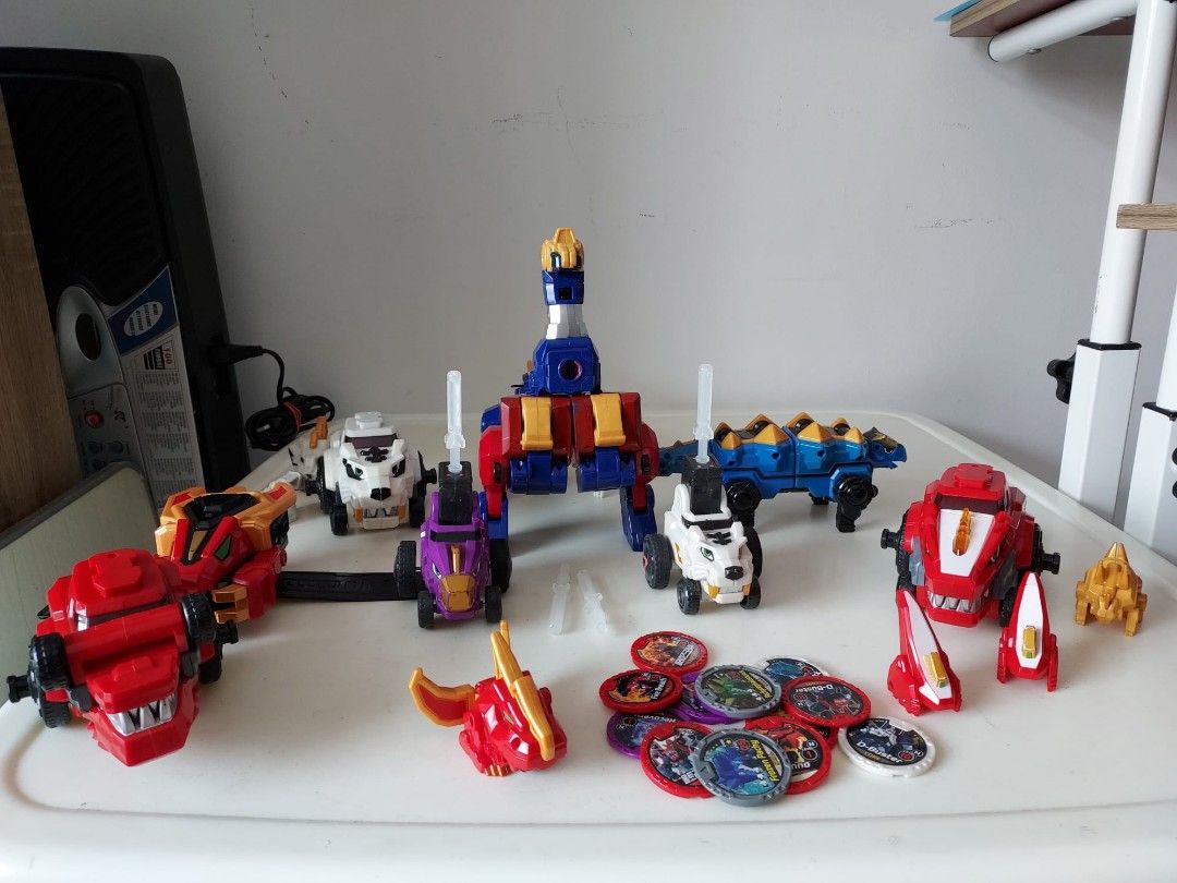 Dinocore Ultra D-buster Set, Hobbies & Toys, Toys & Games on Carousell