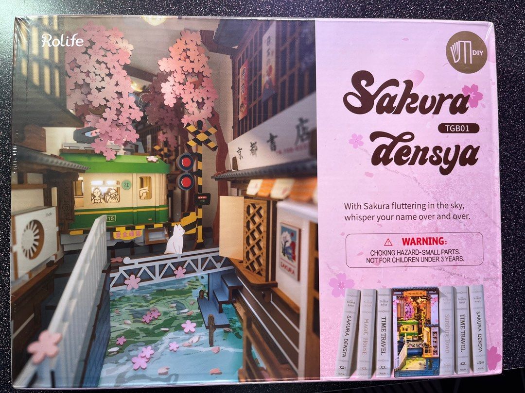 DIY Sakura densya Rolife 3D Bookend, Hobbies & Toys, Stationery & Craft ...