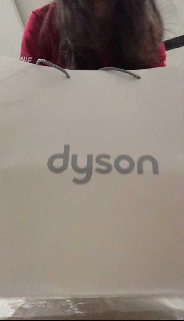 Dyson Airwrap cardboard packaging on Carousell