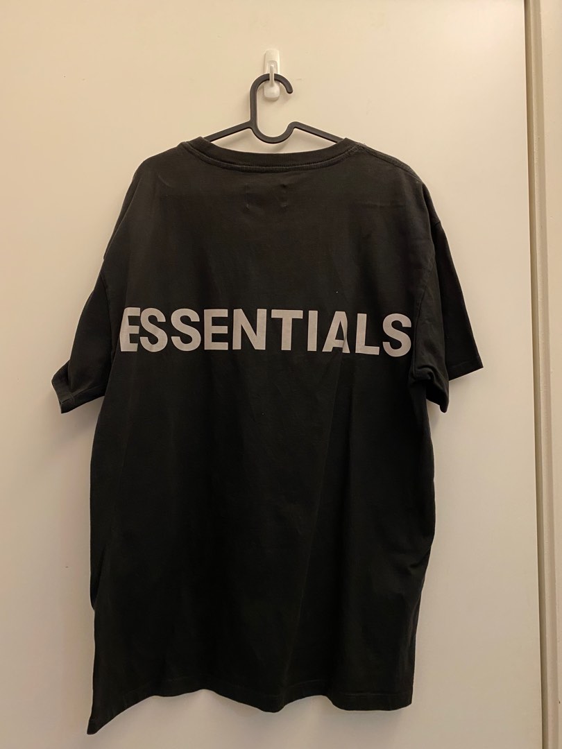 Essentials Black T-Shirt Tee, Men's Fashion, Tops & Sets, Tshirts ...