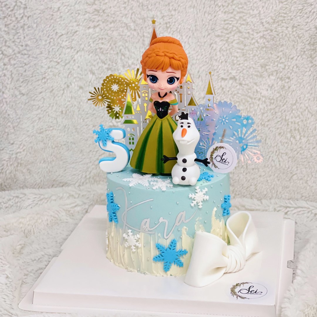 Frozen Anna cake, Food & Drinks, Homemade Bakes on Carousell